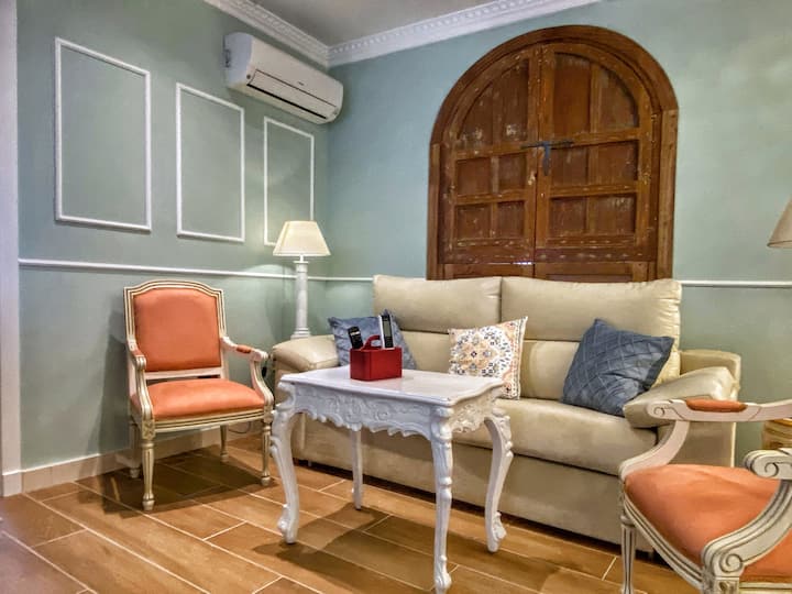 Suites San Esteban 16. Príncipe. 3b. Mañara - Seville, Spain