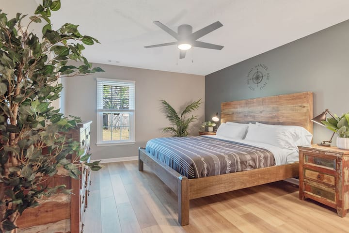 River Trail Getaway W/ Hot Tub, Bikes And Sleeps 7 - Fayetteville, NC