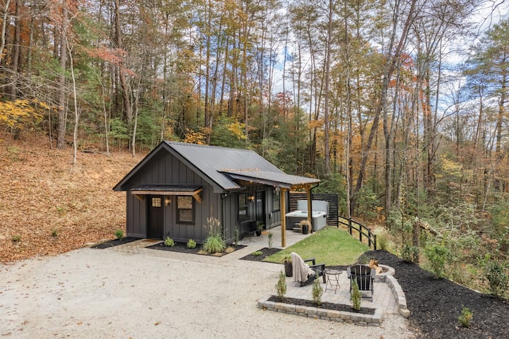 Close To Dt Blue Ridge| Hot Tub |Couple’s Retreat - Blue Ridge, GA