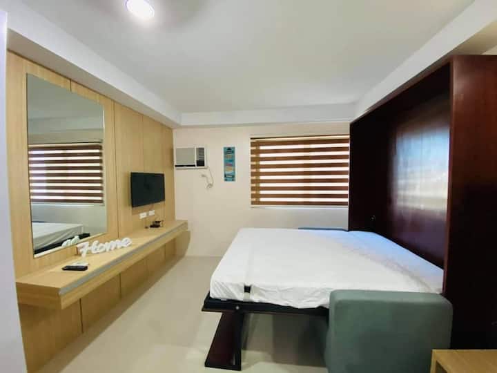 Lovely Studio Type Unit W/ Pool And Free Wi-fi - Cebú