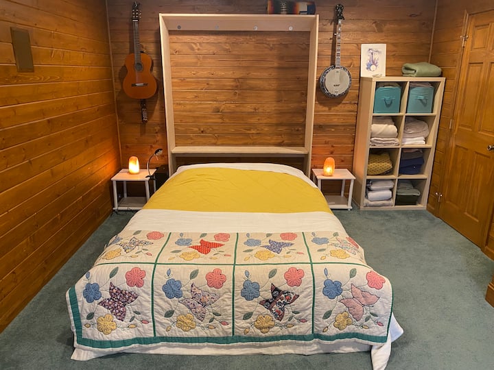 Humminghome Mountain Wellness Retreat Studio - Boulder, CO