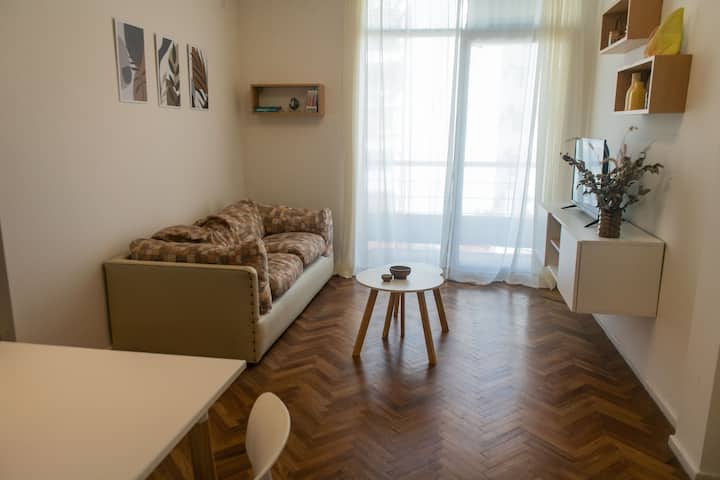 Palermo 2 Ambientes Luminosos Con Cocina Y Balcón - Buenos Aires