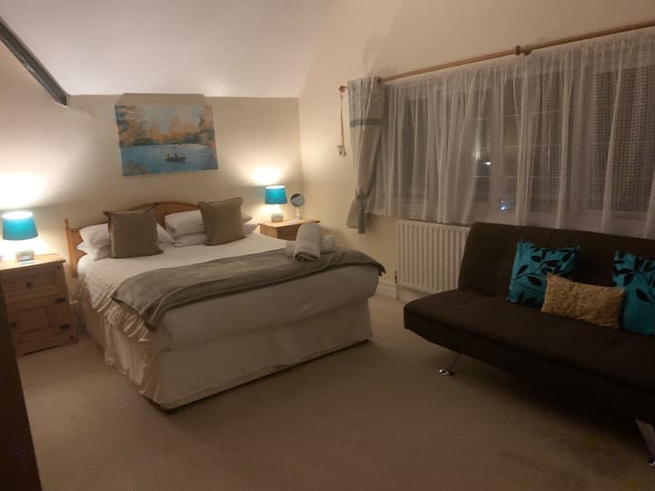 2x Rooms Riverside Norfolk Broads Sleep Up To Five - Norwich