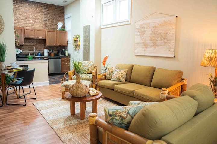 Chill Island Vibe 2br Condo Right In Ohio City - Cleveland, OH