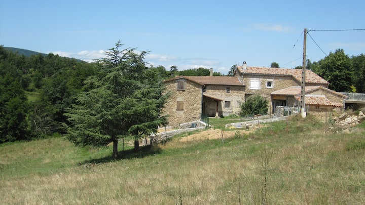 Proximité & Indépendance Pour 12 En Haute-ardèche - Tain-l'Hermitage