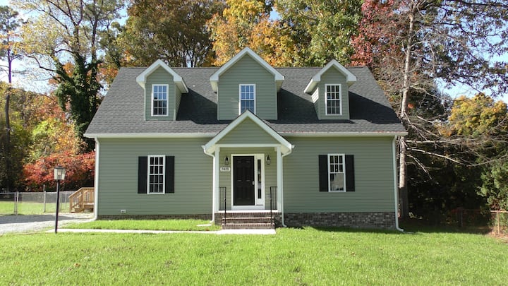 Comfy, 5 Bdrms, Centrally Located In Richmond, Va - Ivanhoe Lake, Mechanicsville