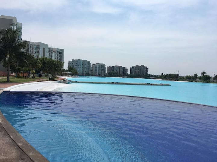 Casa En Veracruz Con Acceso A Laguna Y Albercas. - Heroica Veracruz