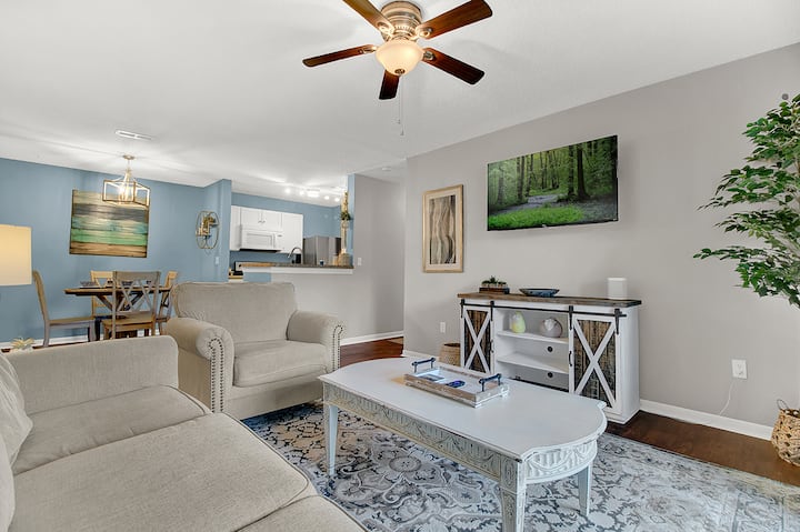 Cozy Mt. Pleasant Condo - Mount Pleasant, SC