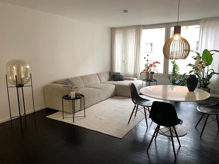 2 Room Apartment Schwabing, Bright, Stylish, Cozy - Munich