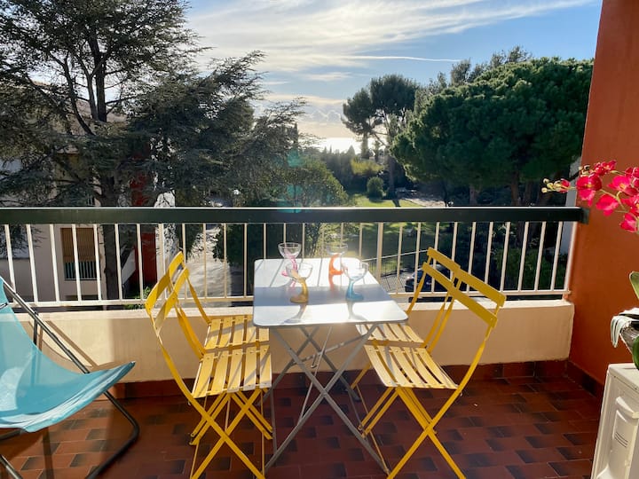 T2 Vue Mer, Piscine, Clim, Parking, 200m De La Mer - Bandol