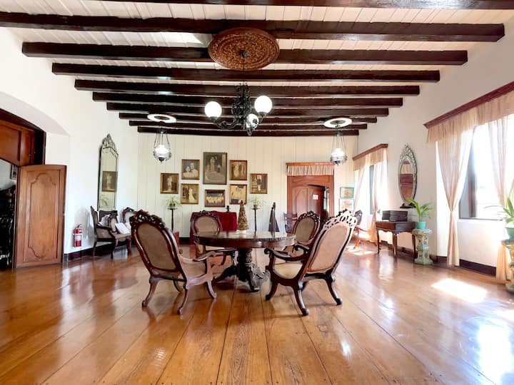 Villa Angela's Couple Suite: Cuarto Pequeño - Philippines