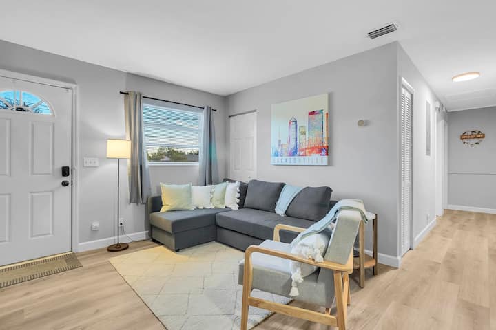 Smv *Cute* Jacksonville Bungalow! Central - Jacksonville, FL