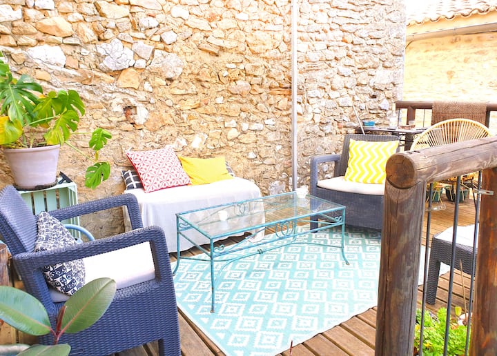 Petite Maison De Caractère Dans Vieux Village - Pierrelatte