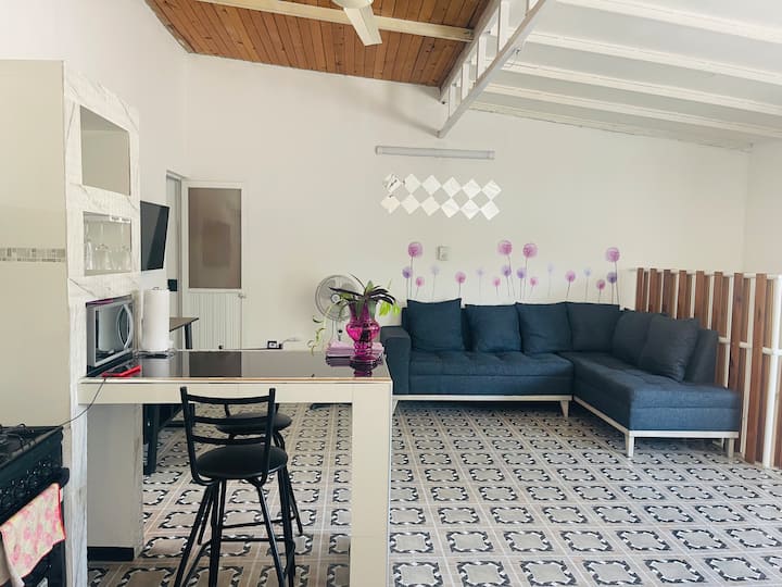 Casa Espaciosa ! Súper Cómoda!excelente Ubicación! - Querétaro