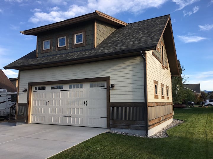 Adorable 1-bedroom Guest House With Free Parking - Bozeman, MT