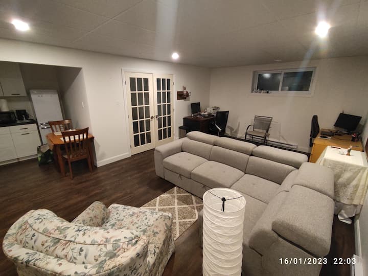 A Beautiful Basement In The City - Québec