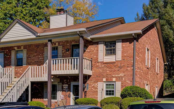 Cozy Comfy Condo -Feels Like Home - - Winston-Salem, NC