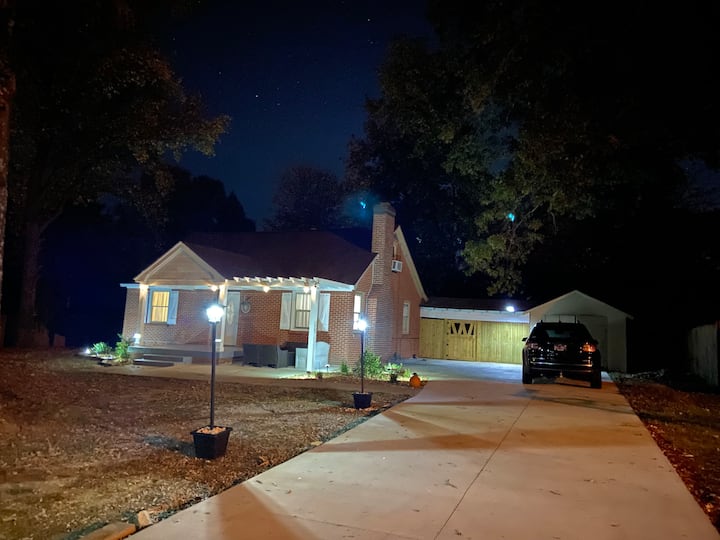 The Cute House Of Happiness - Humboldt, TN