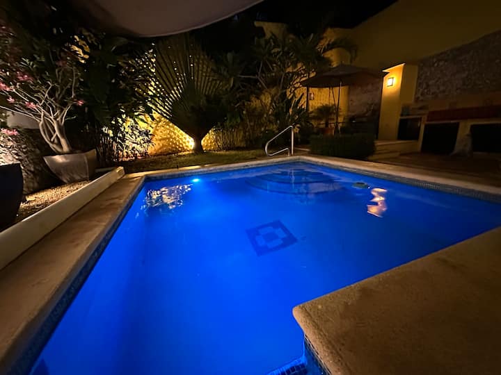 Casa Salvador - Charming 2 Bed With Large Kitchen - Mérida