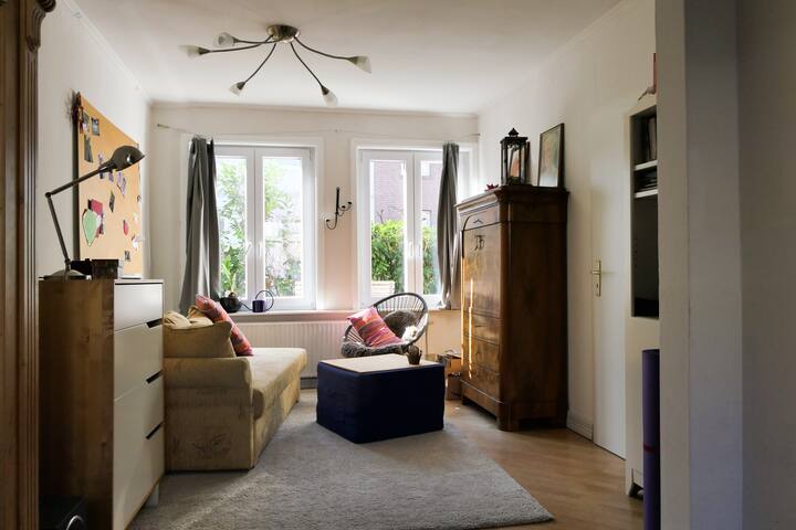 Hübsches Zimmer Mit Innenhof, Zentral Und Ruhig - Lübeck
