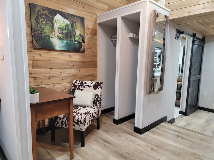 Luxury Craftsmen Tiny House - Davenport, FL