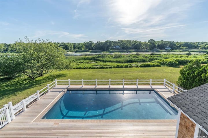 Water Views! Gorgeous 4 Bedroom Westhampton Home - Westhampton, NY