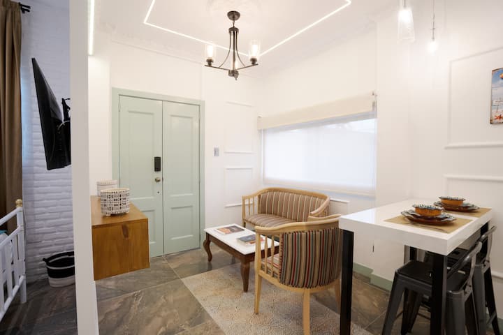 115 Apartamento Priv Para 2 / Parqueo / San Marino - Guayaquil