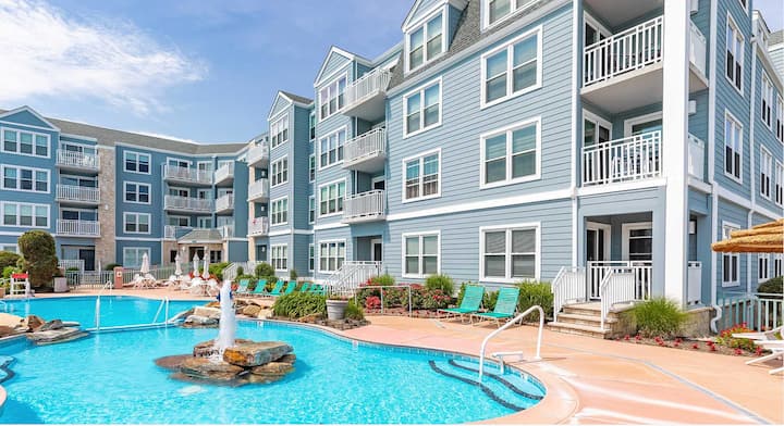 Seapointe Village: 1st Floor, Heated Indoor Pool - Poverty Beach, NJ