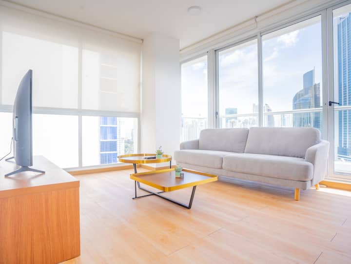 Luxury 2 Bedroom Apt Free Parking & Balcony - Panama City