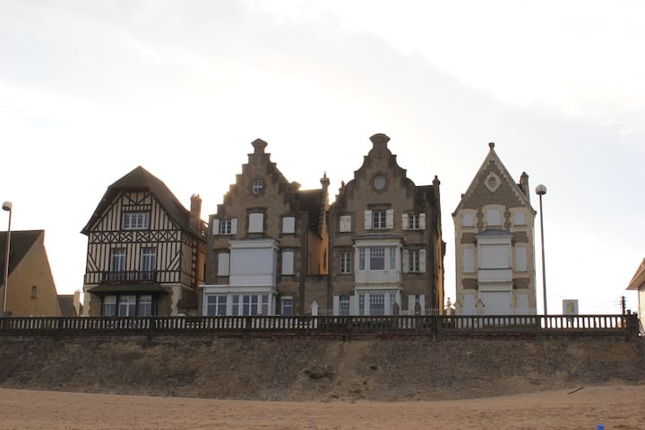 Magnifique Villa Le Nez Sur L'eau - Cabourg