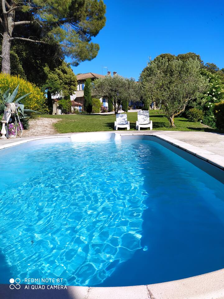 Maison Dans Son Corps De Ferme Au Coeur Du Luberon - Pertuis