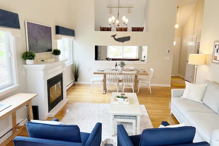 Rare Ocean Edge House - Sleeps 8 - Brewster, MA