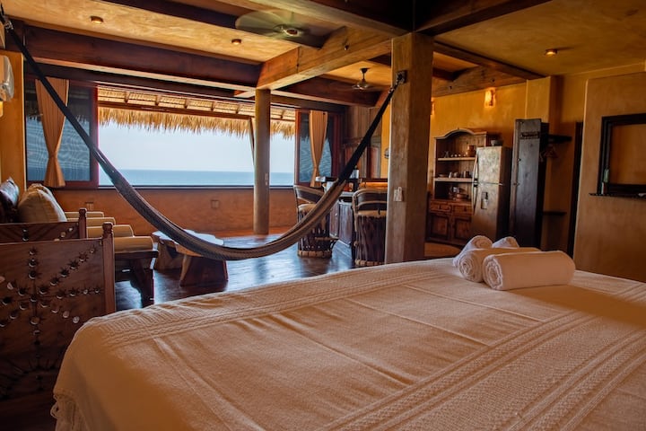 Beautiful Beachfront Apartment In Perfect Location - Puerto Escondido