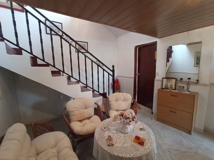 Agradable Habitación Privada En Casa Familiar - Valencia de Don Juan