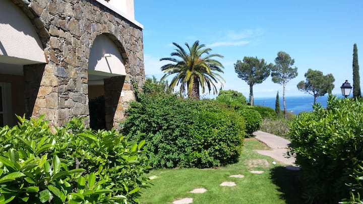 Cap Estérel J4-040 Rez De Jardin Climatisé + Parkg - Cap Estérel