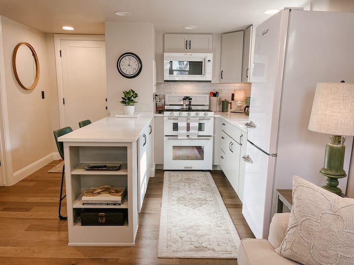 Private 1 Bedroom Apartment In Provo - Provo, UT