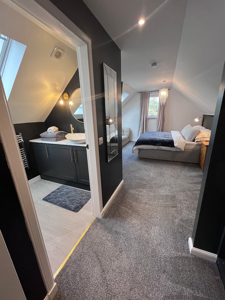 No.4 Brand New Executive 2 Bedroom Apartment - Aberdeen Airport (ABZ)