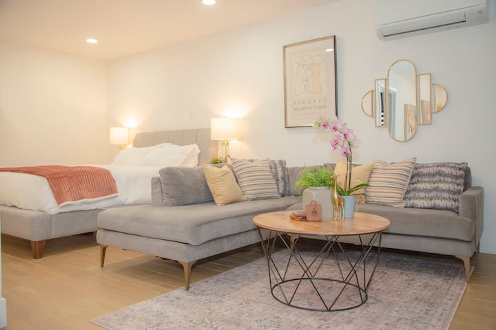Modern & Cozy 2 Beds Luxury Home. Near La/disney - Hacienda Heights, CA