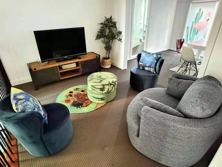 City Skyview 4 Spacious Bedrooms @ Ryde - Burwood