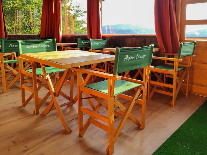 Alpine Escape Studios - Family Studio With Balcony - Zărnești