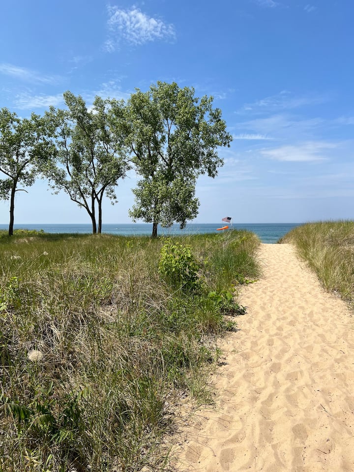 Miller Beach House One Block From Lake Michigan! - Portage, IN