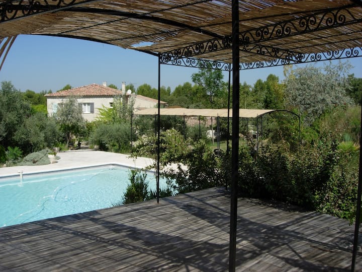 Quietude, Les Bleuets Gîte Provençal En éTage - L'Isle-sur-la-Sorgue