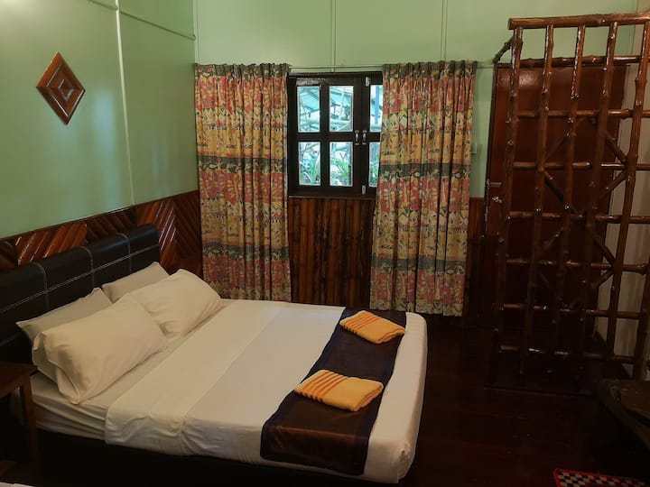 Standard Aircond Double Room - Sandakan