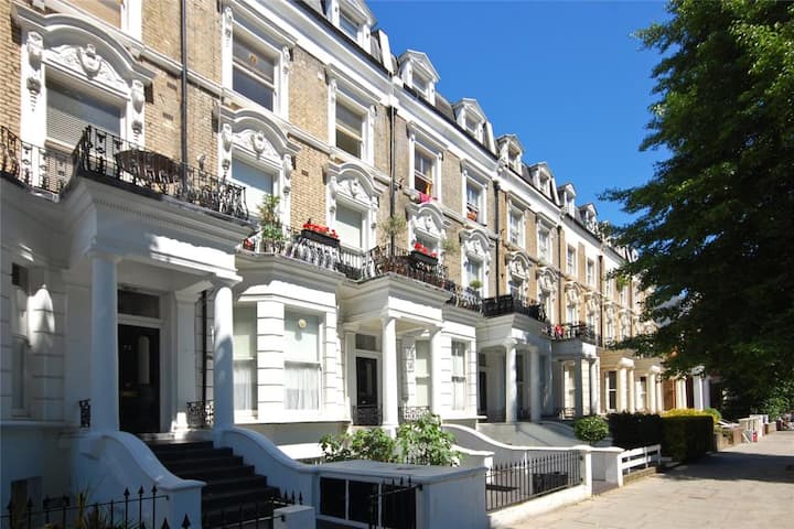 2 Bedroom Flat In The Heart Of London - Kilburn - London