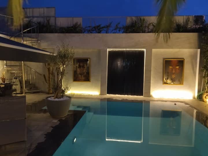 Villa Avec Piscine Chauffée. Inclus Cuisinière - Agadir