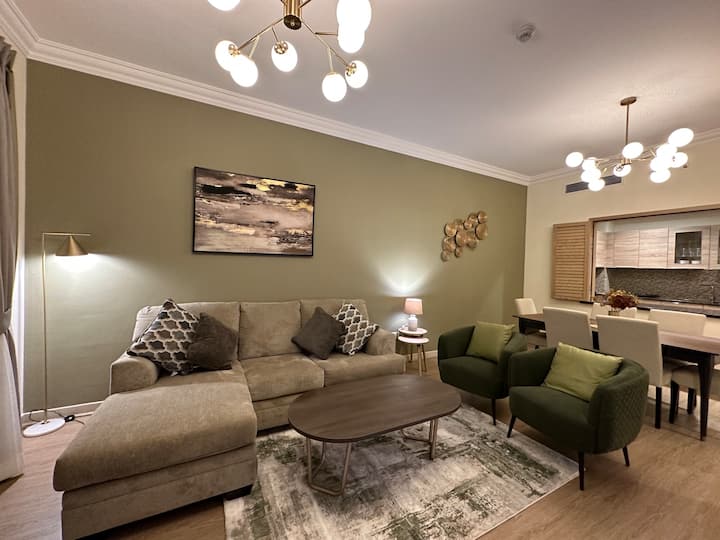 Superior 2-bedroom Apartment - Dubai