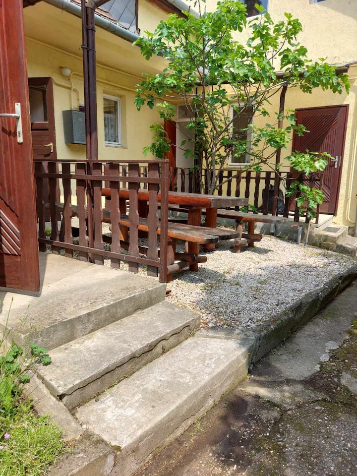Családi Apartman Két Hálószobával Zebegényben - Esztergom