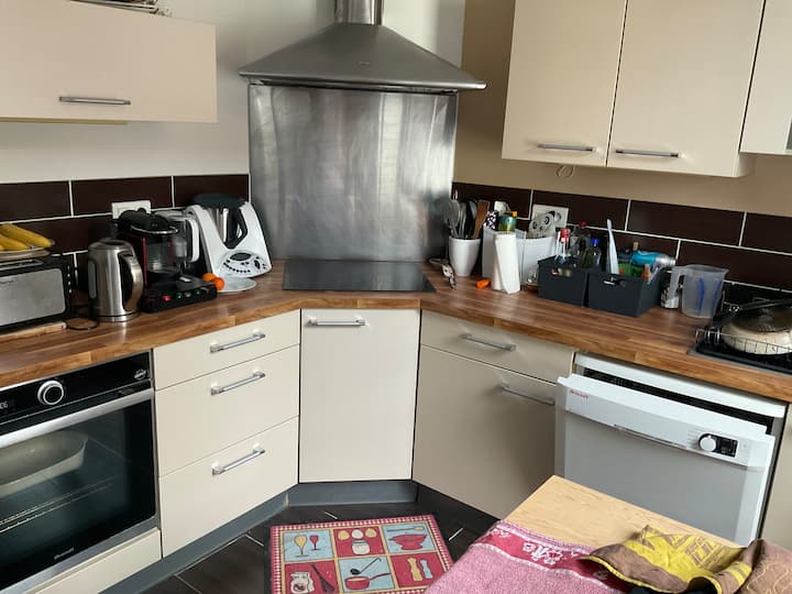 Quartier Calme, 2 Chambres, 5 Couchages - Pau
