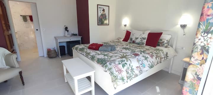 Chambre Luxe Flamenco Vue Sur Piscine à Lacampagne - El Puerto de Santa María