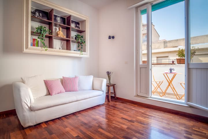Close To The Ferry Terminal, Free Parking - Tuscany